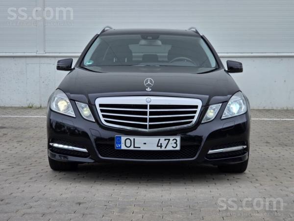Черный Мерседес E 220 2011 в Рига, объемом двигателя 2.20 л и пробегом 240 тыс. км за 6700 €, фото 2 на AUTOMOTO.COM.LV
