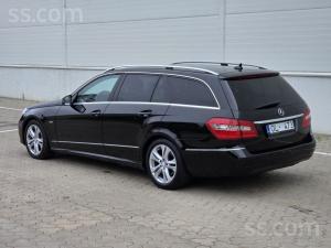 Melns Mercedes-Benz E 220 2011 Rīga, ar dzinēja tilpumu 2.20 L un nobraukumu 240 tūkst. km par 6500 €, foto 12 vietnē AUTOMOTO.COM.LV