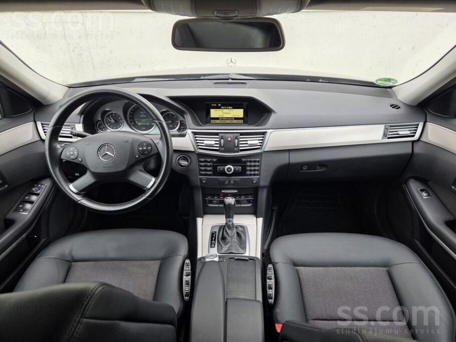 Melns Mercedes-Benz E 220 2011 Rīga, ar dzinēja tilpumu 2.20 L un nobraukumu 240 tūkst. km par 6500 €, foto 24 vietnē AUTOMOTO.COM.LV