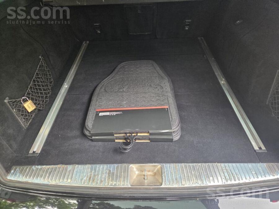 Melns Mercedes-Benz E 220 2011 Rīga, ar dzinēja tilpumu 2.20 L un nobraukumu 240 tūkst. km par 6500 €, foto 30 vietnē AUTOMOTO.COM.LV