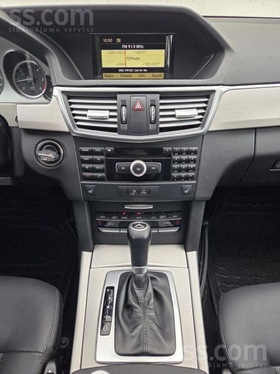 Melns Mercedes-Benz E 220 2011 Rīga, ar dzinēja tilpumu 2.20 L un nobraukumu 240 tūkst. km par 6500 €, foto 32 vietnē AUTOMOTO.COM.LV