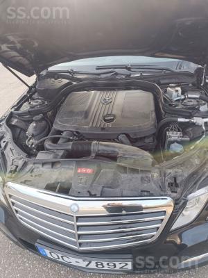 Черный Мерседес E 220 2011 в Рига, объемом двигателя 2.20 л и пробегом 326 тыс. км за 6300 €, фото 20 на AUTOMOTO.COM.LV