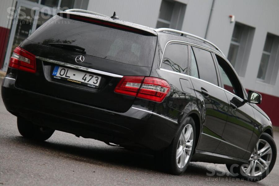 Black Mercedes-Benz E 220 2011 in Riga, with an engine capacity of 2.20 L and mileage of 241 thousand km for 6290 €, photo 3 on AUTOMOTO.COM.LV