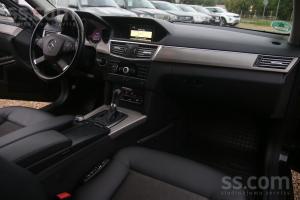 Black Mercedes-Benz E 220 2011 in Riga, with an engine capacity of 2.20 L and mileage of 241 thousand km for 6290 €, photo 14 on AUTOMOTO.COM.LV