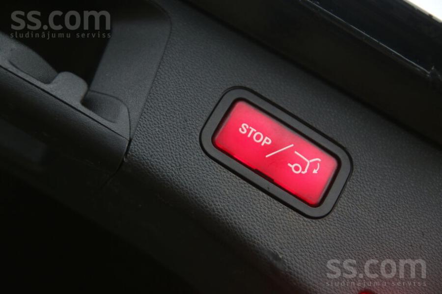 Black Mercedes-Benz E 220 2011 in Riga, with an engine capacity of 2.20 L and mileage of 241 thousand km for 6290 €, photo 21 on AUTOMOTO.COM.LV