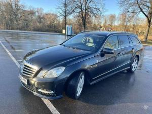 Black Mercedes-Benz E 220 2012 in Ukmerge, with an engine capacity of 2.14 L and mileage of 299 thousand km for 6950 €, photo  on AUTOMOTO.COM.LV