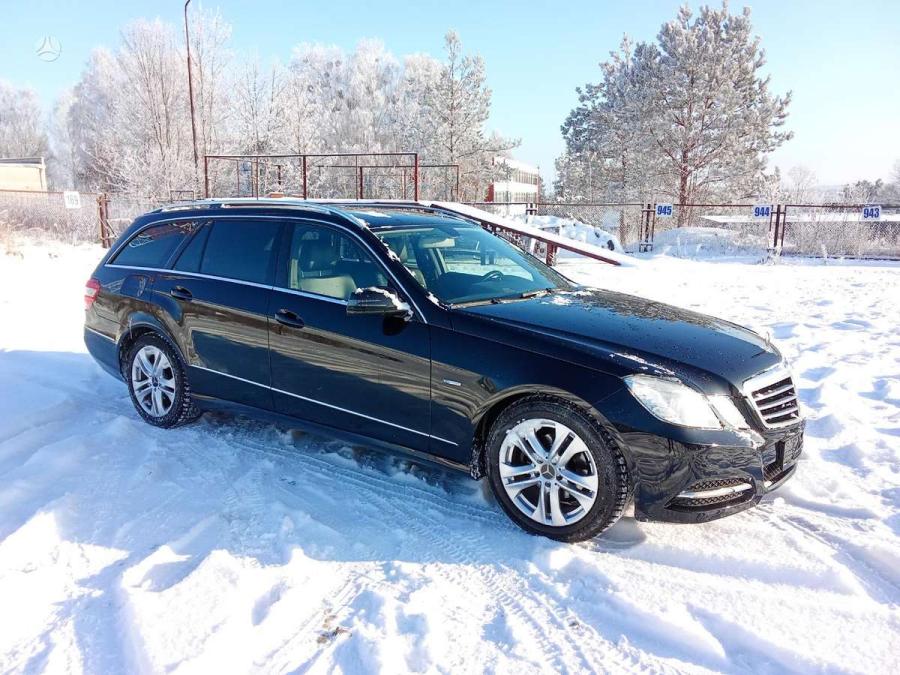 Melns Mercedes-Benz E 220 2012 Alīta, ar dzinēja tilpumu 2.14 L un nobraukumu 318 tūkst. km par 6000 €, foto 14 vietnē AUTOMOTO.COM.LV