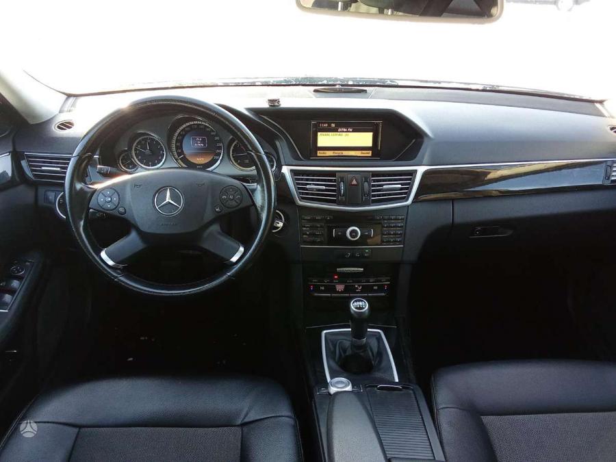 Melns Mercedes-Benz E 220 2012 Alīta, ar dzinēja tilpumu 2.14 L un nobraukumu 318 tūkst. km par 6000 €, foto 18 vietnē AUTOMOTO.COM.LV