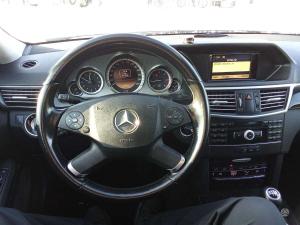 Melns Mercedes-Benz E 220 2012 Alīta, ar dzinēja tilpumu 2.14 L un nobraukumu 318 tūkst. km par 6000 €, foto 20 vietnē AUTOMOTO.COM.LV