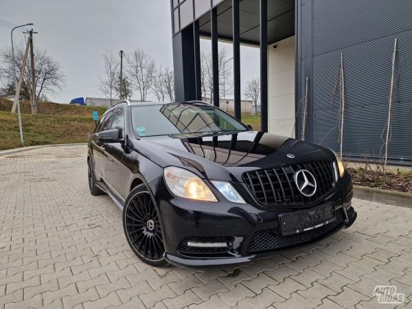 Melns Mercedes-Benz E 220 2012 Viļņa, ar dzinēja tilpumu 2.20 L un nobraukumu 240 tūkst. km par 6999 €, foto 2 vietnē AUTOMOTO.COM.LV