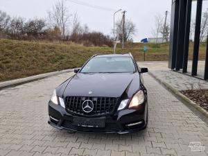 Black Mercedes-Benz E 220 2012 in Vilnius, with an engine capacity of 2.20 L and mileage of 238 thousand km for 6799 €, photo  on AUTOMOTO.COM.LV