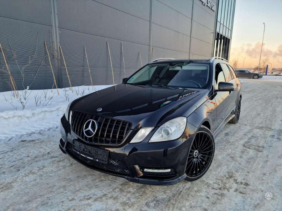 Black Mercedes-Benz E 220 2012 in Vilnius, with an engine capacity of 2.20 L and mileage of 240 thousand km for 6999 €, photo 1 on AUTOMOTO.COM.LV