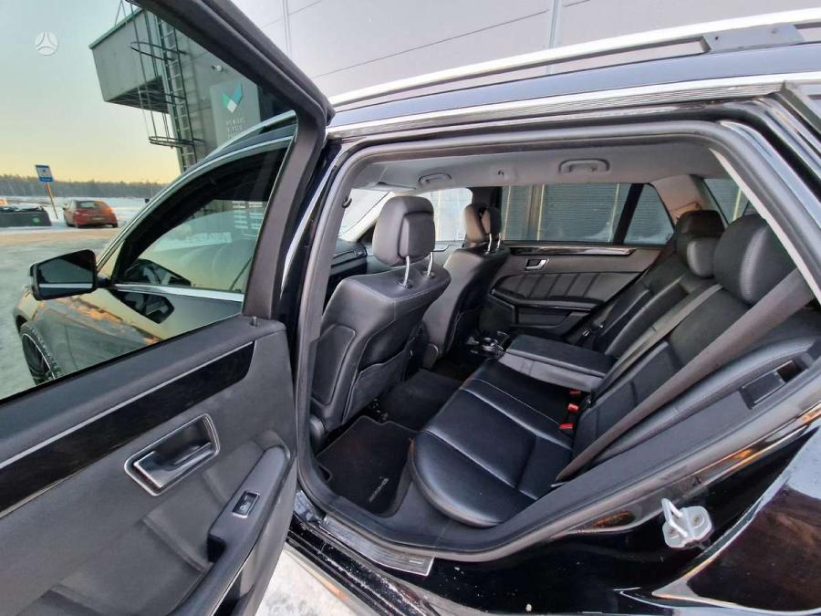 Black Mercedes-Benz E 220 2012 in Vilnius, with an engine capacity of 2.20 L and mileage of 240 thousand km for 6999 €, photo 22 on AUTOMOTO.COM.LV