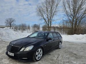 Black Mercedes-Benz E 220 2012 in Klaipeda, with an engine capacity of 2.10 L and mileage of 250 thousand km for 8800 €, photo 3 on AUTOMOTO.COM.LV