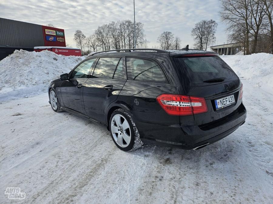 Black Mercedes-Benz E 220 2012 in Klaipeda, with an engine capacity of 2.10 L and mileage of 250 thousand km for 8800 €, photo 5 on AUTOMOTO.COM.LV