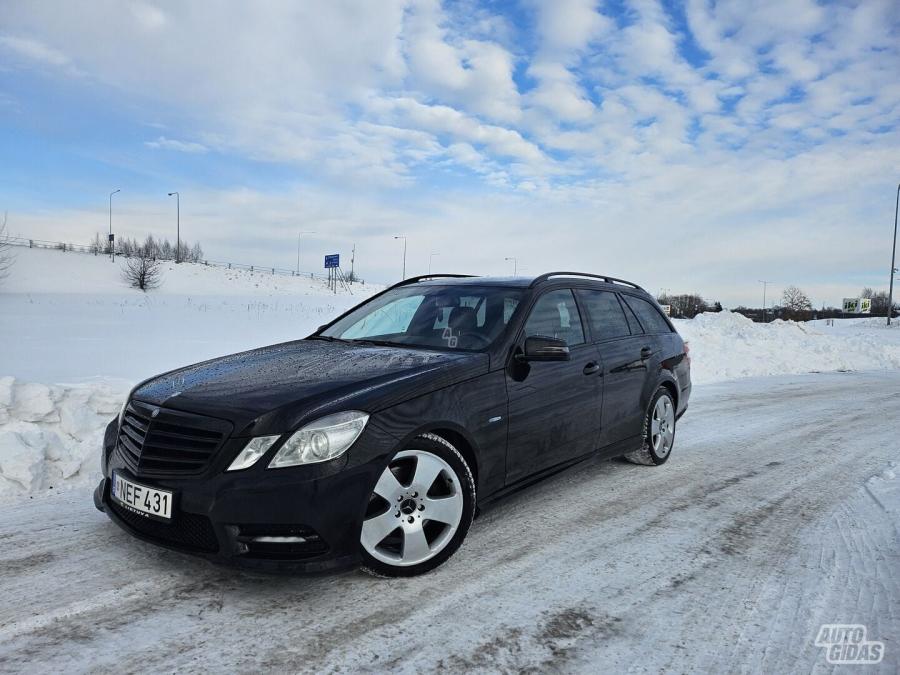 Black Mercedes-Benz E 220 2012 in Klaipeda, with an engine capacity of 2.10 L and mileage of 250 thousand km for 8800 €, photo 7 on AUTOMOTO.COM.LV