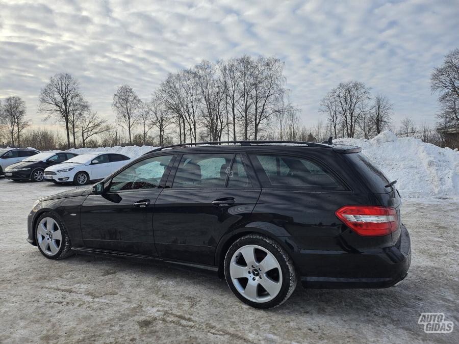 Black Mercedes-Benz E 220 2012 in Klaipeda, with an engine capacity of 2.10 L and mileage of 250 thousand km for 8800 €, photo 9 on AUTOMOTO.COM.LV