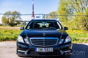 Черный Мерседес E 220 2012 в Рига, объемом двигателя 2.20 л и пробегом 299 тыс. км за 9990 €, фото 4 на AUTOMOTO.COM.LV