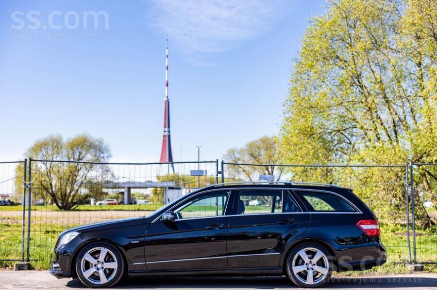 Черный Мерседес E 220 2012 в Рига, объемом двигателя 2.20 л и пробегом 299 тыс. км за 9990 €, фото 5 на AUTOMOTO.COM.LV