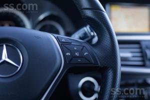 Black Mercedes-Benz E 220 2012 in Riga, with an engine capacity of 2.20 L and mileage of 299 thousand km for 9990 €, photo 22 on AUTOMOTO.COM.LV
