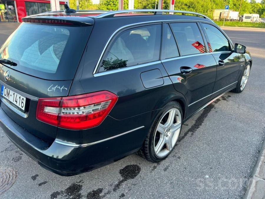 Black Mercedes-Benz E 220 2012 in Riga, with an engine capacity of 2.20 L and mileage of 213 thousand km for 6150 €, photo 6 on AUTOMOTO.COM.LV