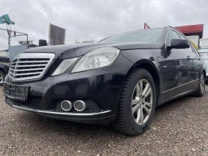 Черный Мерседес E 220 2012 в Вильнюс, объемом двигателя 2.14 л и пробегом 315 тыс. км за 2850 €, фото 3 на AUTOMOTO.COM.LV