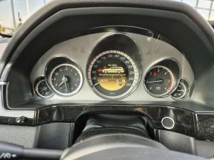 Melns Mercedes-Benz E 220 2012 Kauņa, ar dzinēja tilpumu 2.14 L un nobraukumu 292 tūkst. km par 5400 €, foto 17 vietnē AUTOMOTO.COM.LV