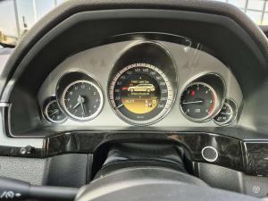 Melns Mercedes-Benz E 220 2012 Kauņa, ar dzinēja tilpumu 2.14 L un nobraukumu 292 tūkst. km par 5400 €, foto 18 vietnē AUTOMOTO.COM.LV