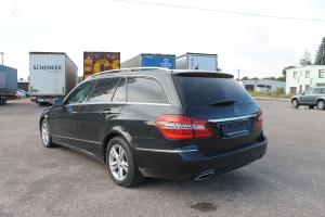 Melns Mercedes-Benz E 220 2012 Prienai, ar dzinēja tilpumu 2.14 L un nobraukumu 300 tūkst. km par 2500 €, foto 5 vietnē AUTOMOTO.COM.LV
