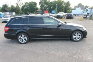 Melns Mercedes-Benz E 220 2012 Prienai, ar dzinēja tilpumu 2.14 L un nobraukumu 300 tūkst. km par 2500 €, foto 6 vietnē AUTOMOTO.COM.LV