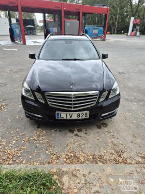Melns Mercedes-Benz E 220 2012 Viļņa, ar dzinēja tilpumu 2.20 L un nobraukumu 354 tūkst. km par 6050 €, foto  vietnē AUTOMOTO.COM.LV
