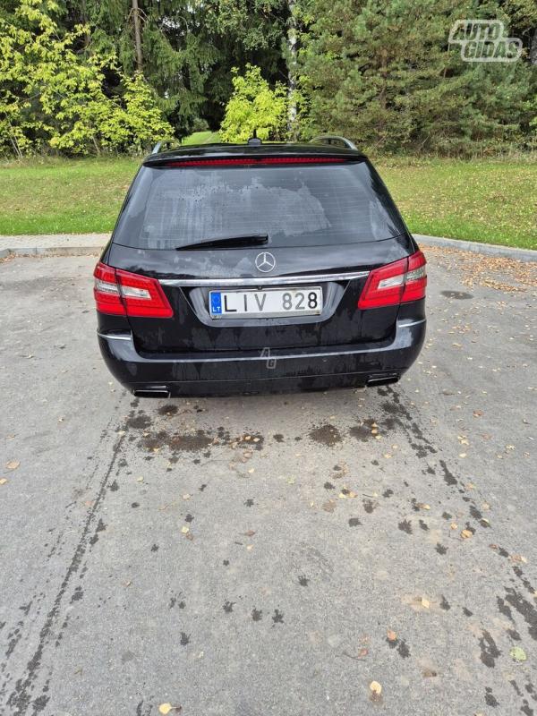 Black Mercedes-Benz E 220 2012 in Vilnius, with an engine capacity of 2.20 L and mileage of 354 thousand km for 6050 €, photo 3 on AUTOMOTO.COM.LV
