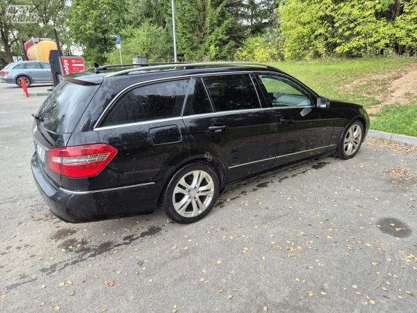Black Mercedes-Benz E 220 2012 in Vilnius, with an engine capacity of 2.20 L and mileage of 354 thousand km for 6050 €, photo 5 on AUTOMOTO.COM.LV