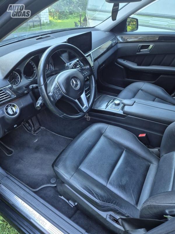 Black Mercedes-Benz E 220 2012 in Vilnius, with an engine capacity of 2.20 L and mileage of 354 thousand km for 6050 €, photo 10 on AUTOMOTO.COM.LV