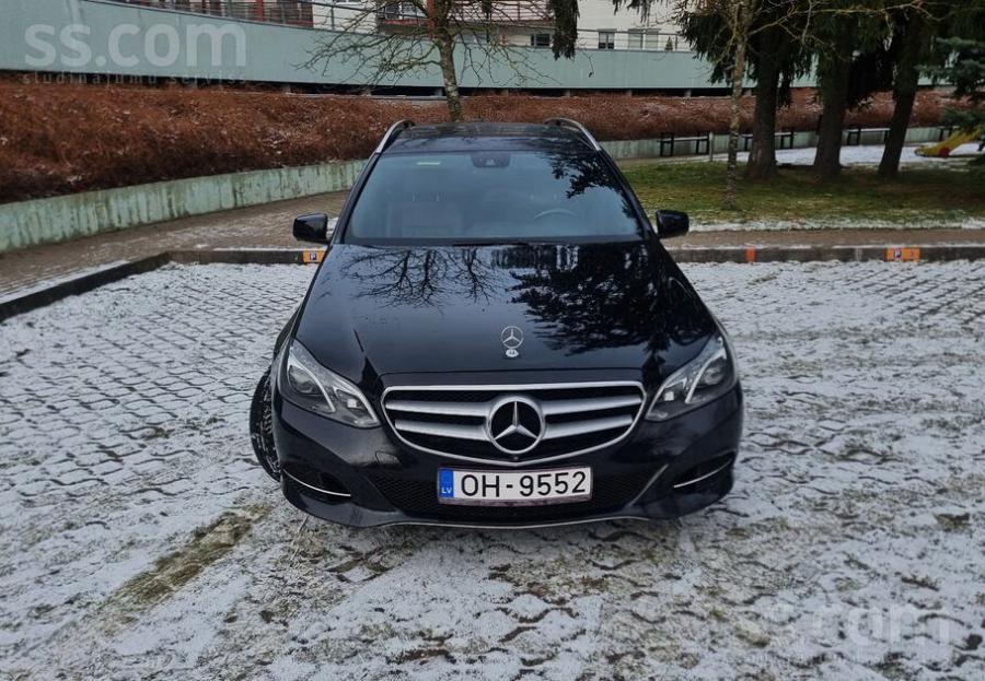Melns Mercedes-Benz E 220 2013 Rīga, ar dzinēja tilpumu 2.20 L un nobraukumu 349 tūkst. km par 9290 €, foto 2 vietnē AUTOMOTO.COM.LV