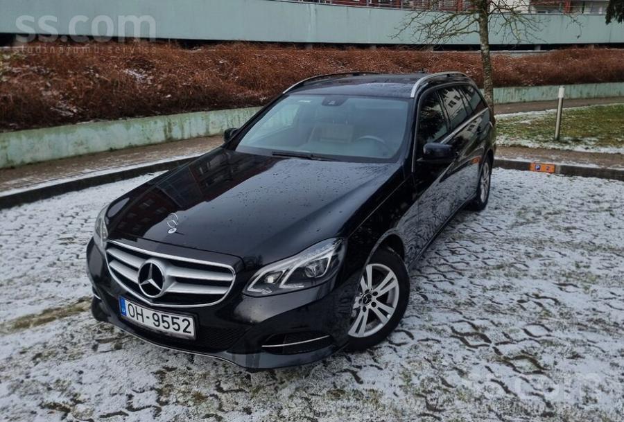 Melns Mercedes-Benz E 220 2013 Rīga, ar dzinēja tilpumu 2.20 L un nobraukumu 349 tūkst. km par 9290 €, foto 3 vietnē AUTOMOTO.COM.LV