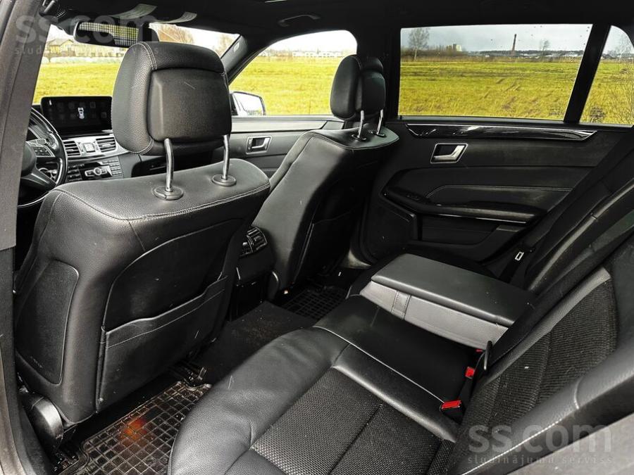 Black Mercedes-Benz E 220 2013 in Riga, with an engine capacity of 2.20 L and mileage of 314 thousand km for 8900 €, photo 6 on AUTOMOTO.COM.LV