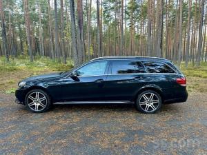 Melns Mercedes-Benz E 220 2013 Rīga, ar dzinēja tilpumu 2.20 L un nobraukumu 314 tūkst. km par 7990 €, foto  vietnē AUTOMOTO.COM.LV