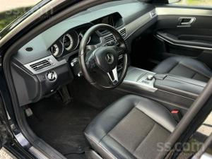 Melns Mercedes-Benz E 220 2013 Rīga, ar dzinēja tilpumu 2.20 L un nobraukumu 385 tūkst. km par 7200 €, foto 12 vietnē AUTOMOTO.COM.LV