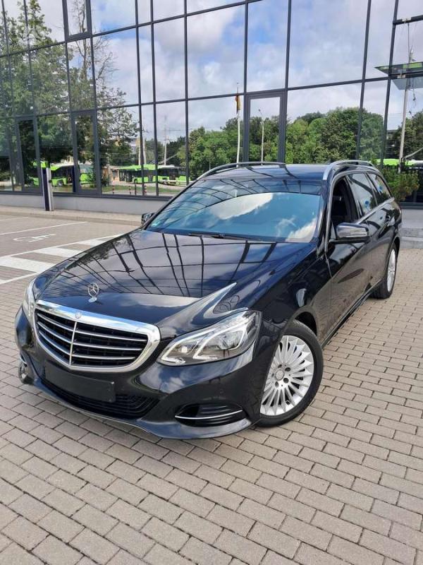 Black Mercedes-Benz E 220 2013 in Kaunas, with an engine capacity of 2.20 L and mileage of 303 thousand km for 7150 €, photo 1 on AUTOMOTO.COM.LV