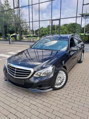 Черный Мерседес E 220 2013 в Каунас, объемом двигателя 2.20 л и пробегом 303 тыс. км за 7150 €, фото  на AUTOMOTO.COM.LV