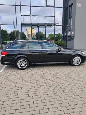 Черный Мерседес E 220 2013 в Каунас, объемом двигателя 2.20 л и пробегом 303 тыс. км за 7150 €, фото 9 на AUTOMOTO.COM.LV