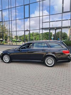 Черный Мерседес E 220 2013 в Каунас, объемом двигателя 2.20 л и пробегом 303 тыс. км за 7150 €, фото 13 на AUTOMOTO.COM.LV