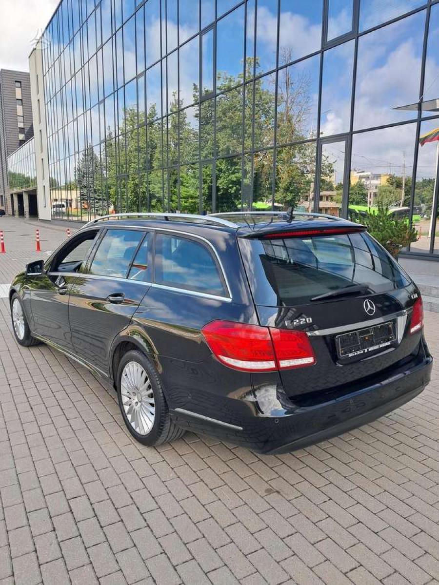 Черный Мерседес E 220 2013 в Каунас, объемом двигателя 2.20 л и пробегом 303 тыс. км за 7150 €, фото 17 на AUTOMOTO.COM.LV
