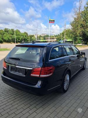 Черный Мерседес E 220 2013 в Каунас, объемом двигателя 2.20 л и пробегом 303 тыс. км за 7150 €, фото 18 на AUTOMOTO.COM.LV
