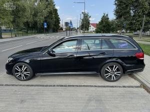Черный Мерседес E 220 2013 в Укмерге, объемом двигателя 2.10 л и пробегом 490 тыс. км за 6900 €, фото 3 на AUTOMOTO.COM.LV
