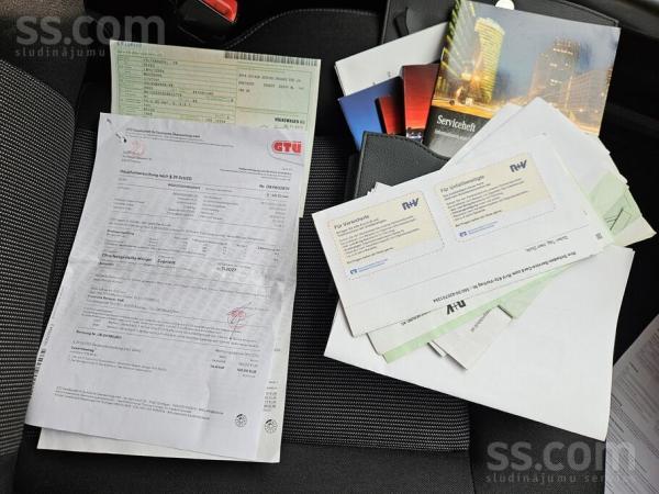 Melns Mercedes-Benz E 220 2014 Ogre, ar dzinēja tilpumu 2.20 L un nobraukumu 311 tūkst. km par 7950 €, foto 2 vietnē AUTOMOTO.COM.LV