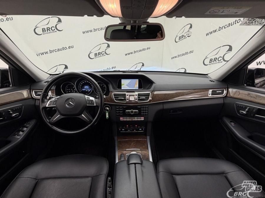 Черный Мерседес E 220 2014 в Авиженяй, объемом двигателя 2.20 л и пробегом 208 тыс. км за 11800 €, фото 4 на AUTOMOTO.COM.LV