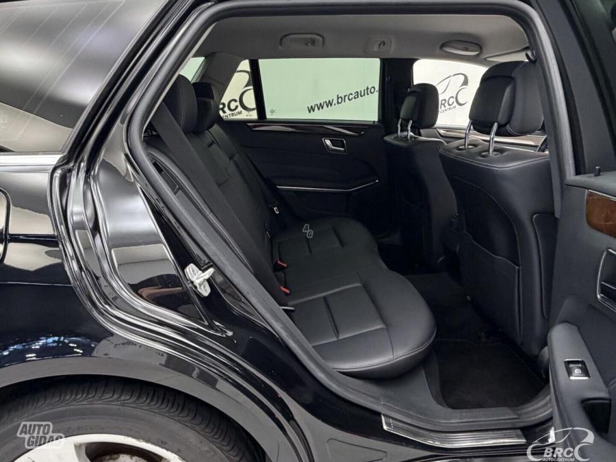 Черный Мерседес E 220 2014 в Авиженяй, объемом двигателя 2.20 л и пробегом 208 тыс. км за 11800 €, фото 11 на AUTOMOTO.COM.LV