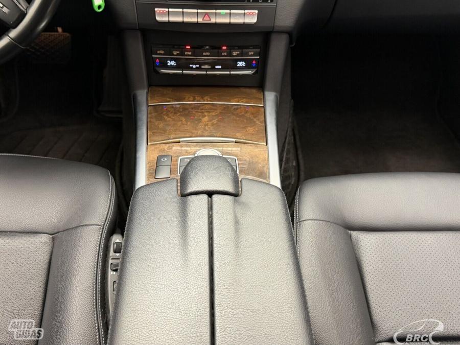 Черный Мерседес E 220 2014 в Авиженяй, объемом двигателя 2.20 л и пробегом 208 тыс. км за 11800 €, фото 20 на AUTOMOTO.COM.LV